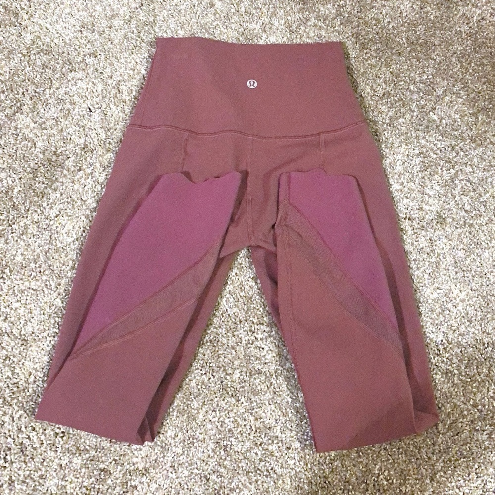 Lululemon Scalloped Bottom Leggings - Gem